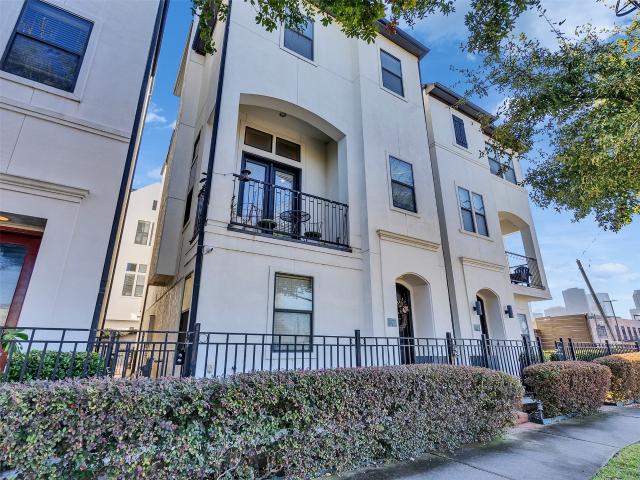 1877 Dart Street