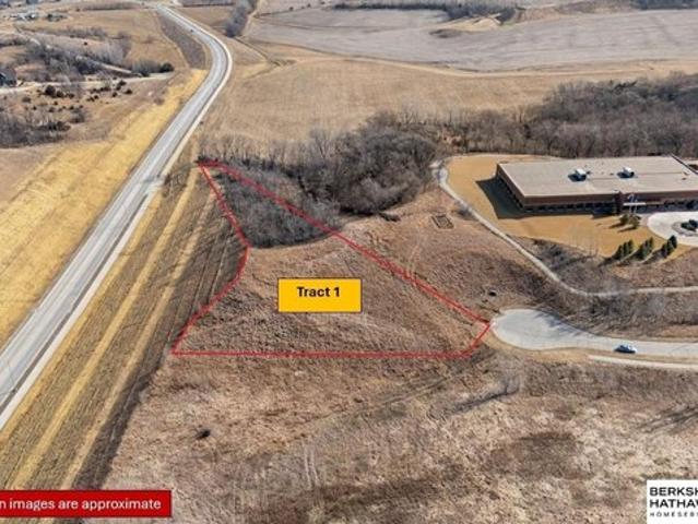 1877 Kellie Dr, Blair, NE 68008