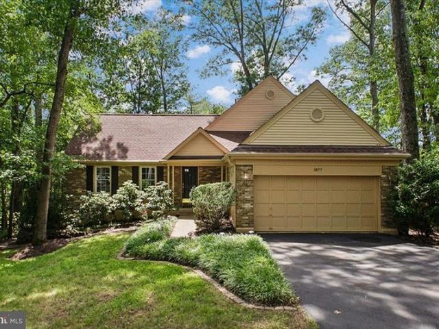 1877 Post Oak Trl, Reston, VA 20191
