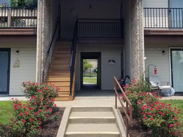 1877 Waterfront Dr N Apt G, Columbia, MO 65202