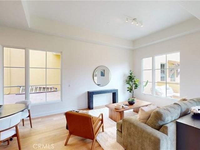 1878 E Walnut St Unit 203, Pasadena, CA 91107