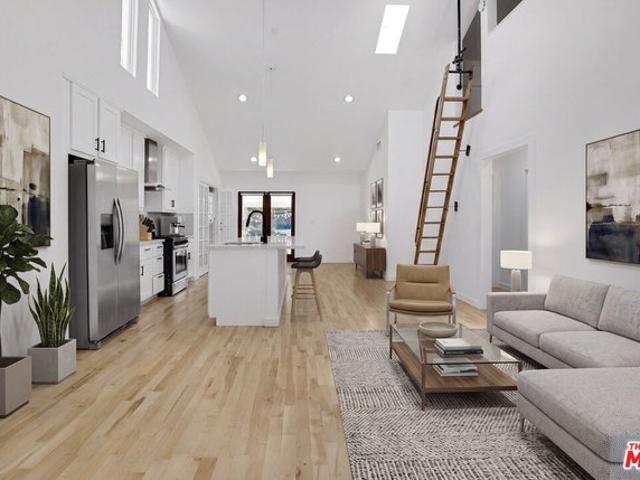 1878 Echo Park Ave, Los Angeles, CA 90026