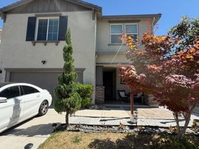 1878 Plumas Dr, Lathrop, CA 95330