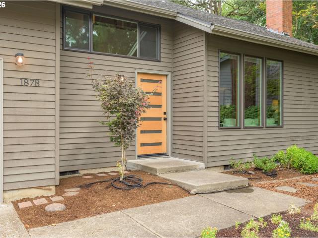 1878 russet dr