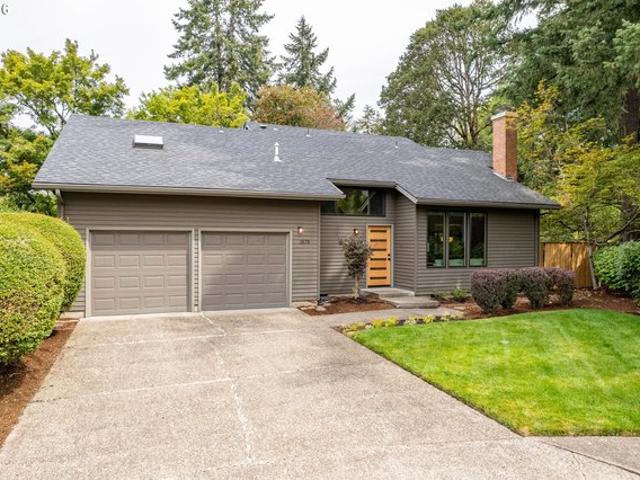 1878 Russet Dr, Eugene, OR 97401