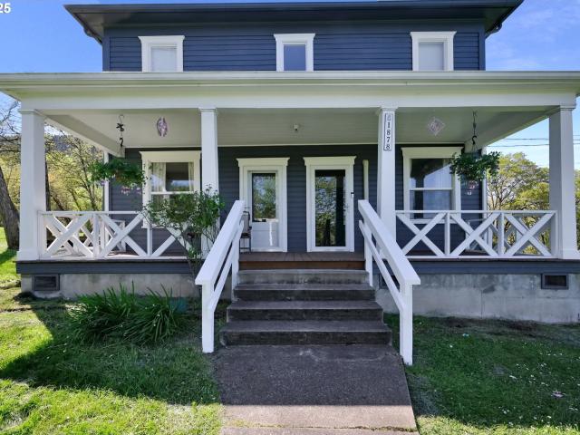 1878 trails end ln