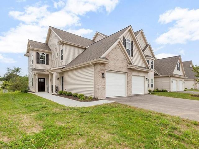 1878 Woodland Way Unit 433 4, Slinger, WI 53086