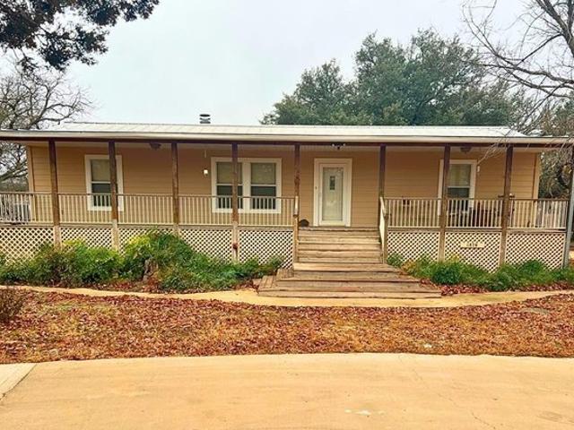 1879 S Arcadia Loop, Kerrville, TX 78028