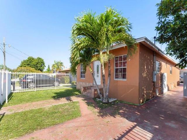1879 69th St NW, Miami, FL 33147