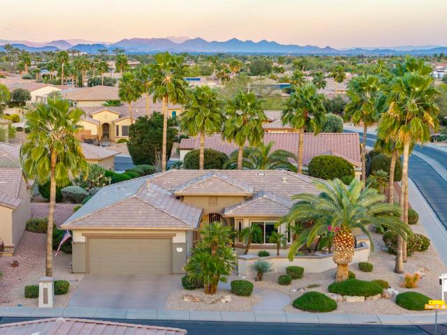 18703 N Poppy Ct, Surprise, AZ 85387 | MLS #6993 | Compass