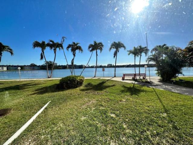 18707 NE 14th Ave #534, Miami, FL 33179