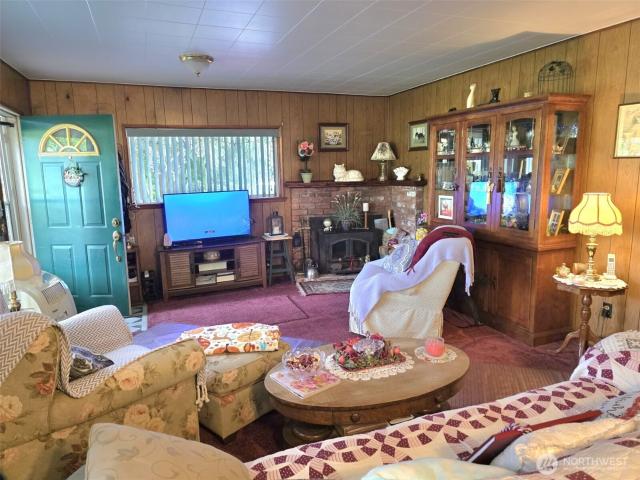18704 Dynamite Drive SE