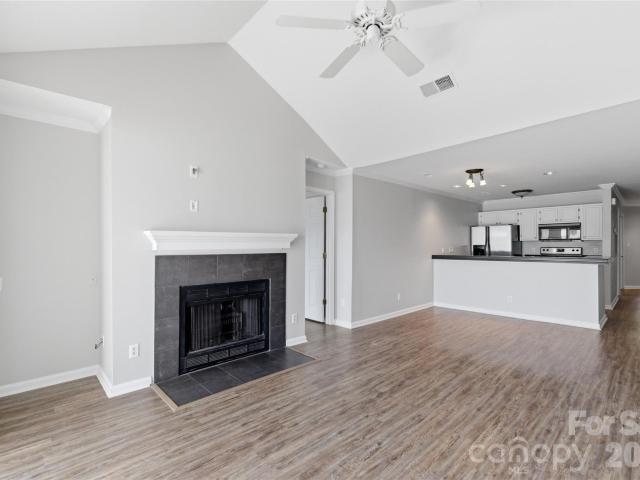18705 Vineyard Point Lane # 18705