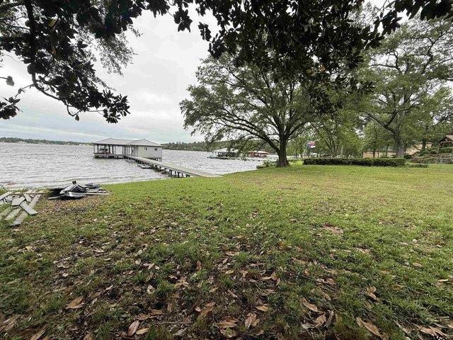 18706 Eastside Rd, Troup, TX 75789