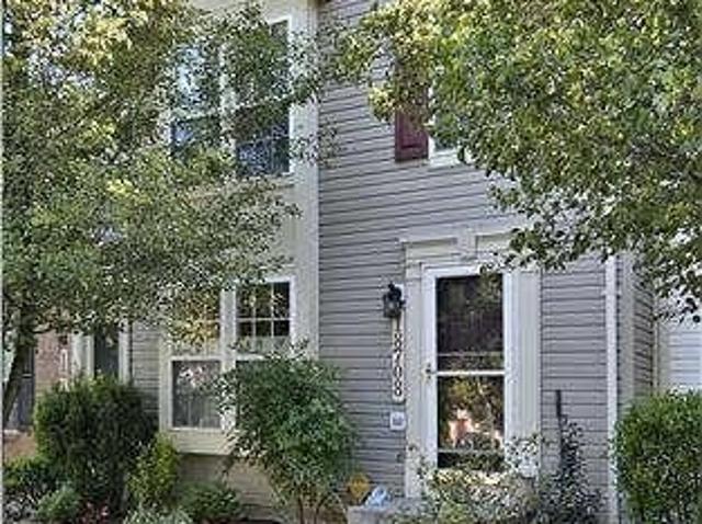 18708 Harmony Woods Ln, Germantown, MD 20874