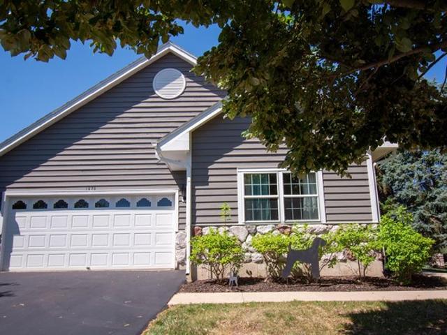 1870 Golfview Dr Unit 35 14, Geneva, WI 53147