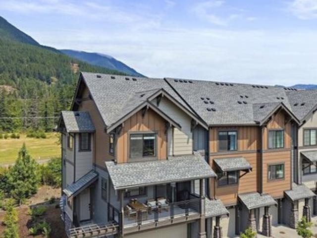 1870 SE 12th St Unit 701, North Bend, WA 98045