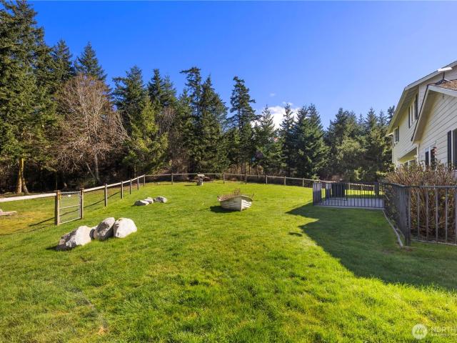 1870 W Cloud Way