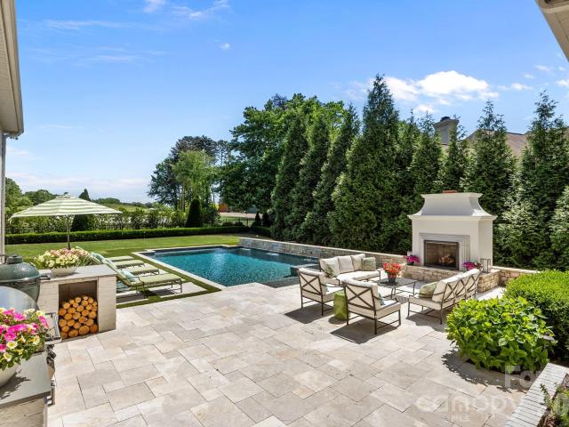 18710 Peninsula Cove Lane