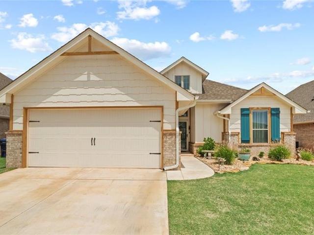 18712 Austin Pl, Edmond, OK 73012
