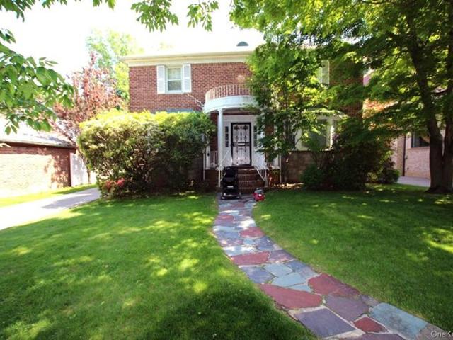 18714 Aberdeen Rd, Jamaica, NY 11432