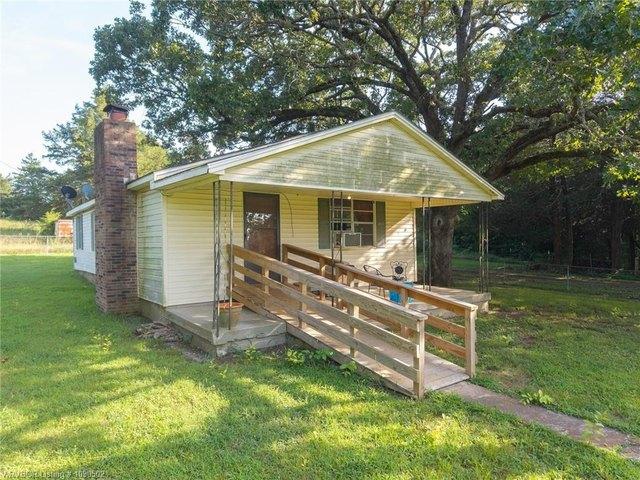 18719 Greenwood Rd, Spiro, OK 74959