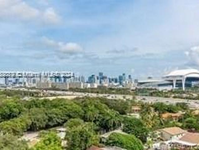 1871 NW S River Dr #1402, Miami, FL 33125
