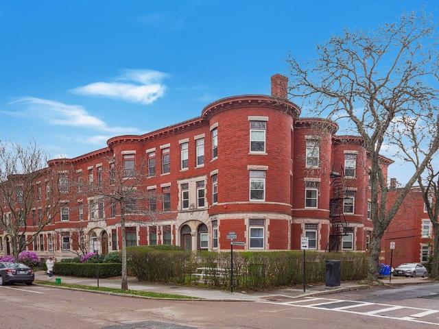 1871 Beacon St Unit 4A, Brookline, US, MA