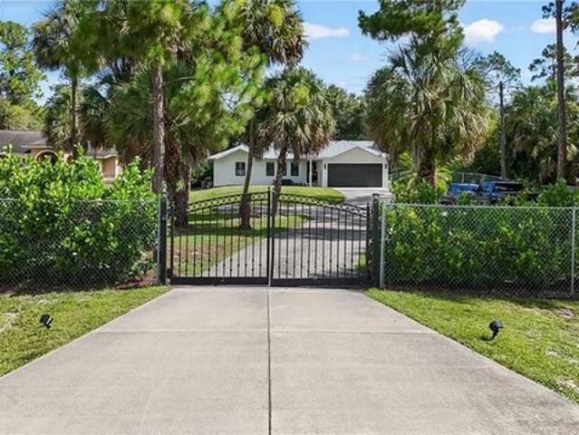 1871 Golden Gate Blvd E, Naples, FL 34120