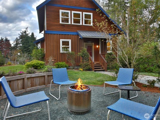 1871 Salmonberry Road