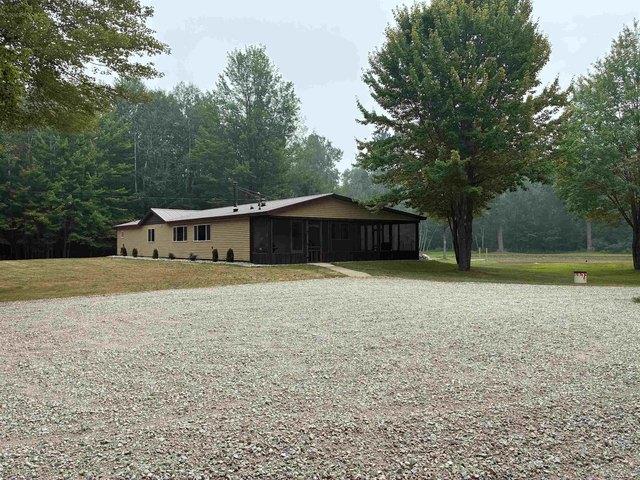 1871 W Youngs Rd, Gladwin, MI 48624