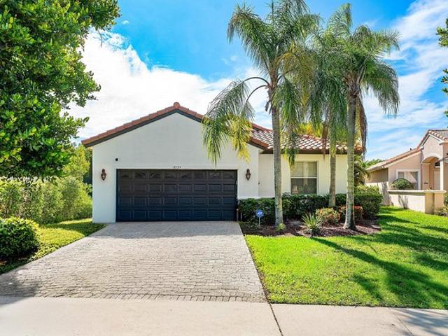 18724 Sea Turtle Ln, Boca Raton, FL 33498
