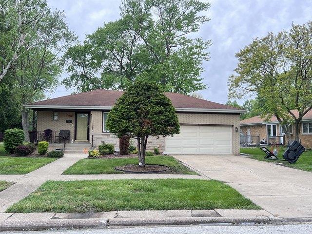 18724 Sherman St, Lansing, IL 60438