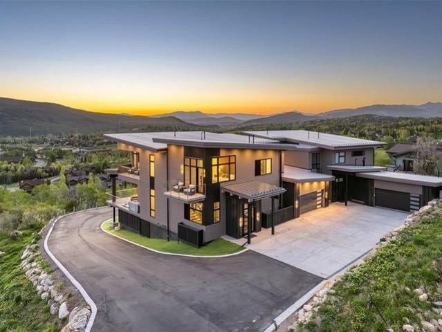 1872 Christie Dr, Steamboat Springs, CO 80487