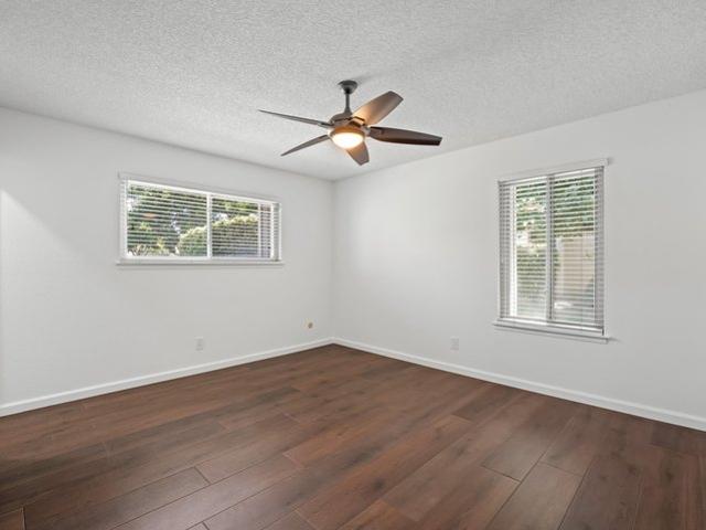 1872 Cougar Ln, Clovis, CA 93611