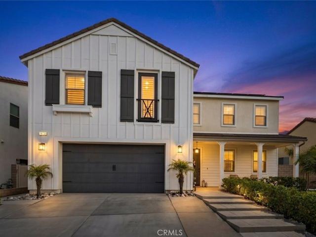 18733 Cedar Crest Dr, Canyon Country, CA 91387
