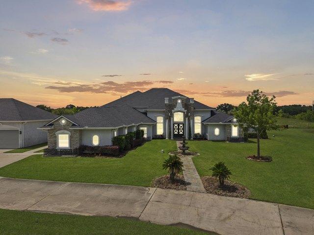 18732 Kz Rd, Cypress, TX 77433