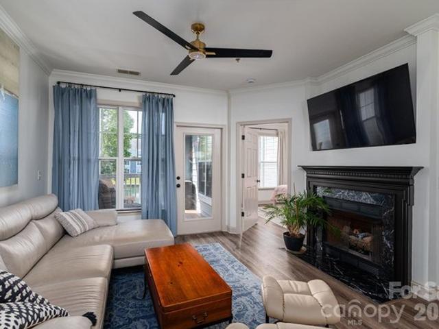 18736 Nautical Dr Apt 202, Cornelius, NC 28031