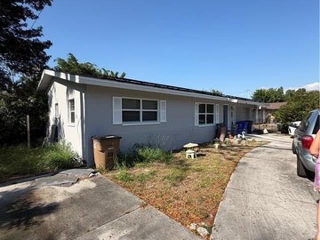 1873 Winkler Ave, Fort Myers, FL 33901