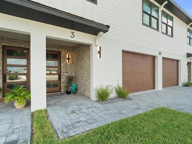 187 145th Ave E Apt 3, Madeira Beach, FL 33708
