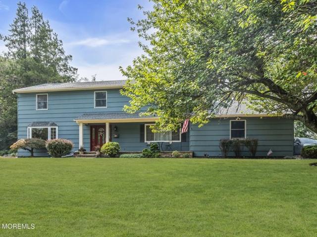 187 Coachman Dr N, Freehold, NJ 07728