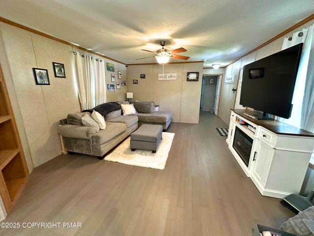 187 Creekside Manor Drive