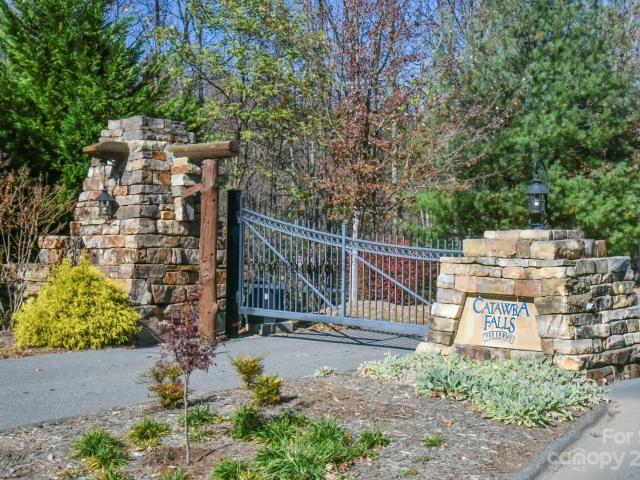 187 Arcadia Falls Way, Unit 77, Black Mountain, NC 28711 | MLS #3923