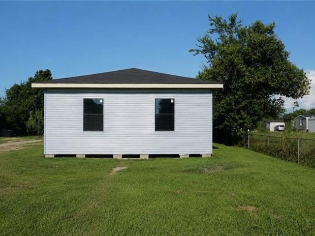 187 E 6th St, Edgard, LA 70049