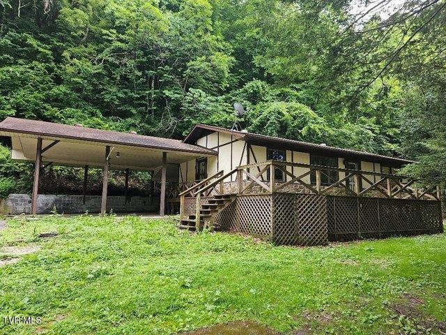 187 Falcon Dr, Saint Charles, VA 24282
