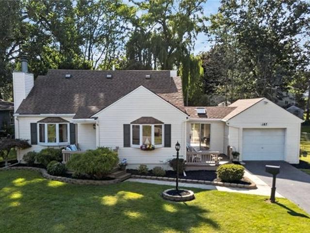 187 Frontenac Hts, Rochester, NY 14617