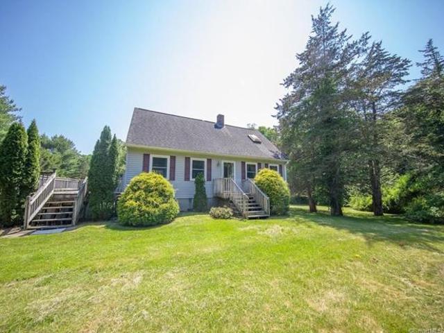 187 Hoxie Rd, Lebanon, CT 06249