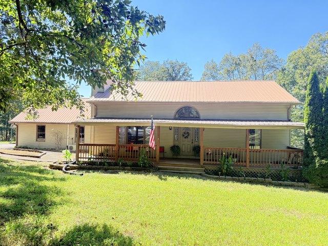 187 Hooper Ln, McEwen, TN 37101