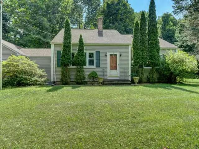 187 S WINDHAM RD, WILLIMANTIC, CT 06226 Single Family Residenc.