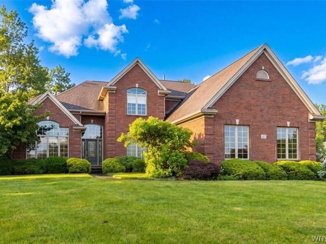 187 S Rockingham Way, Buffalo, NY 14228
